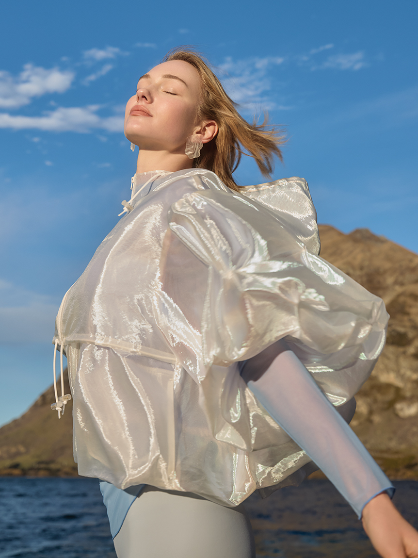 【IPSA/emmi】袖タックボリュームブルゾン(ブルゾン)｜アウター｜emmi（エミ）の通販サイト 【公式】