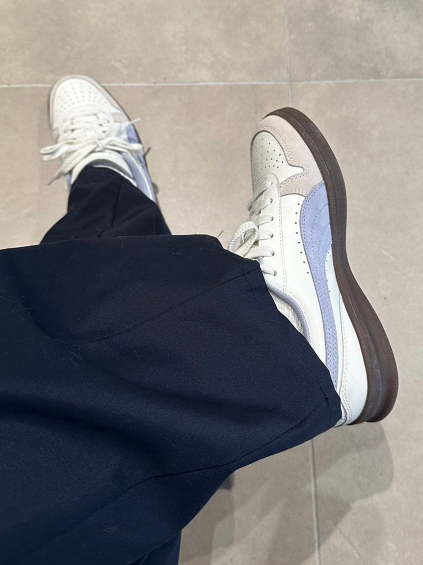 emmi×PUMA】INDOOR(スニーカー)|シューズ|emmi(エミ)の通販 emmi×PUMA】INDOOR(スニーカー)|シューズ|emmi(エミ)の通販
