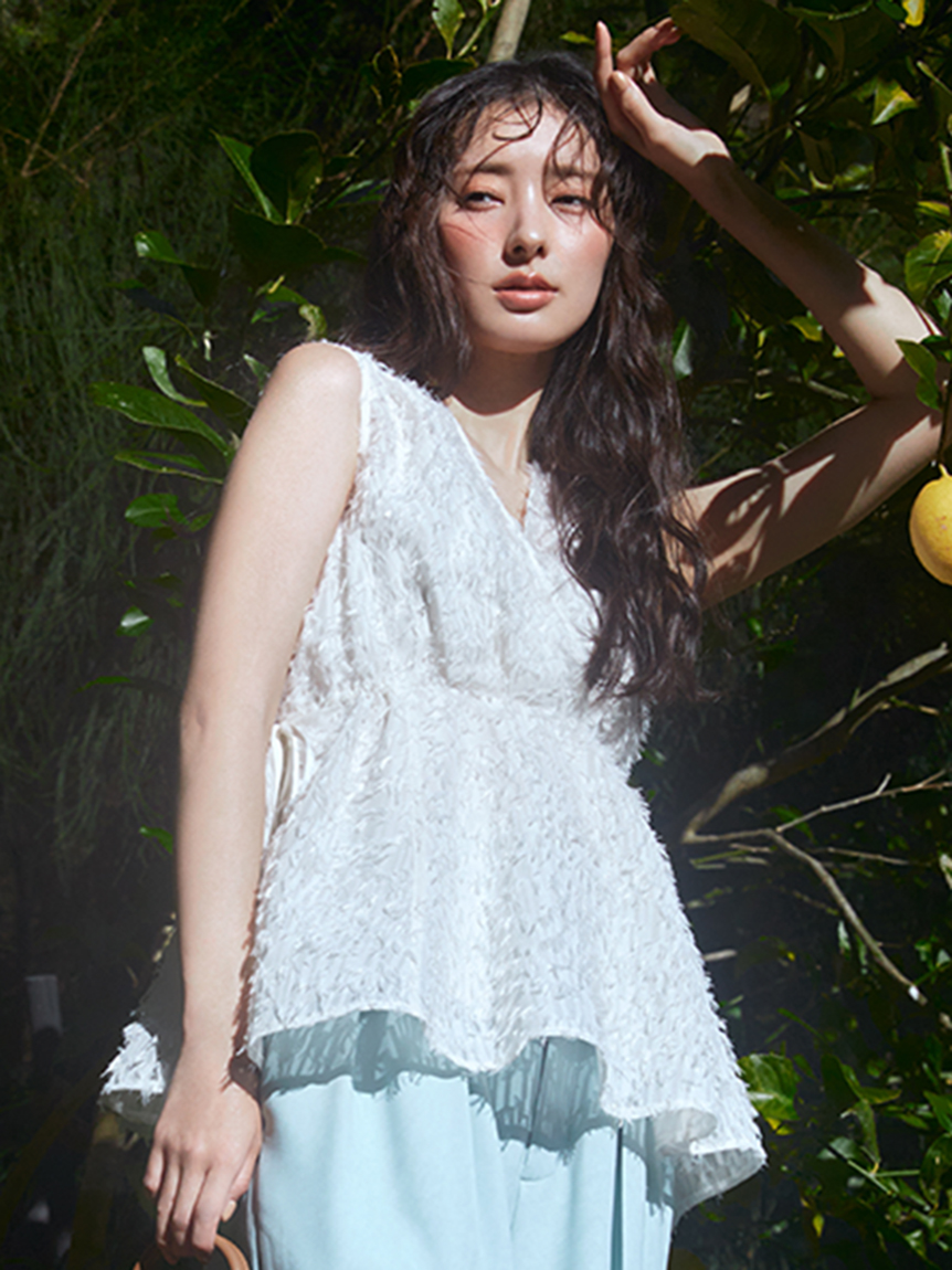 [LIMITED]ペプラムフリンジトップス(ブラウス)｜トップス｜FRAY I.D（フレイ アイディー）の通販サイト 【公式】